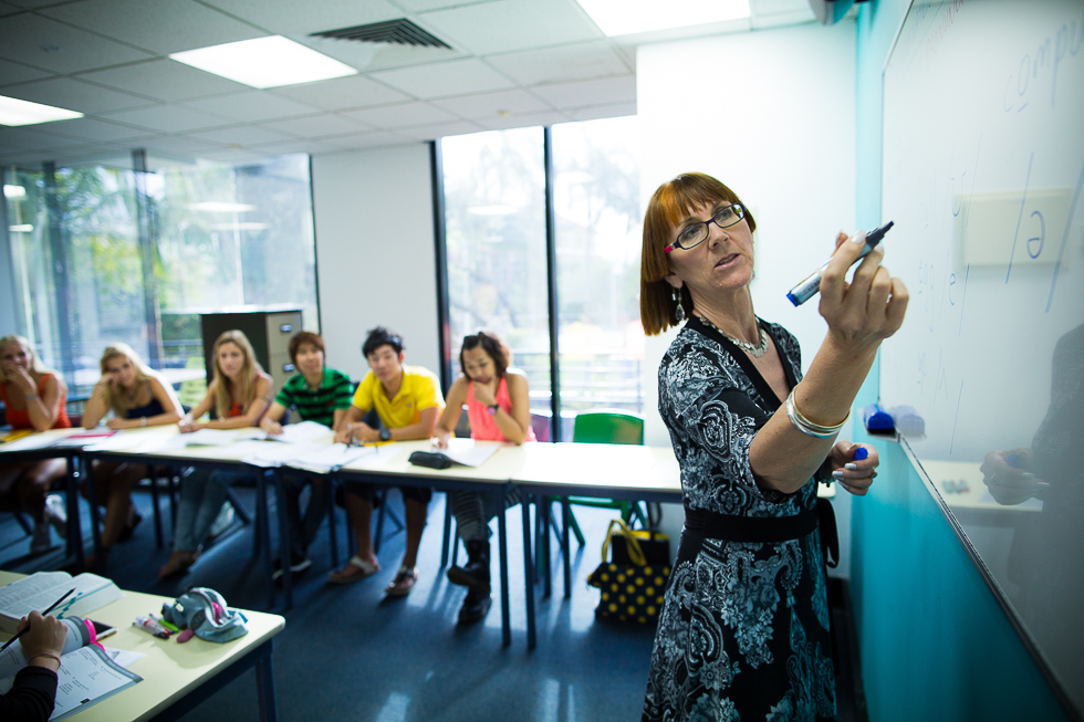 8 tips to choose your English school | Langports